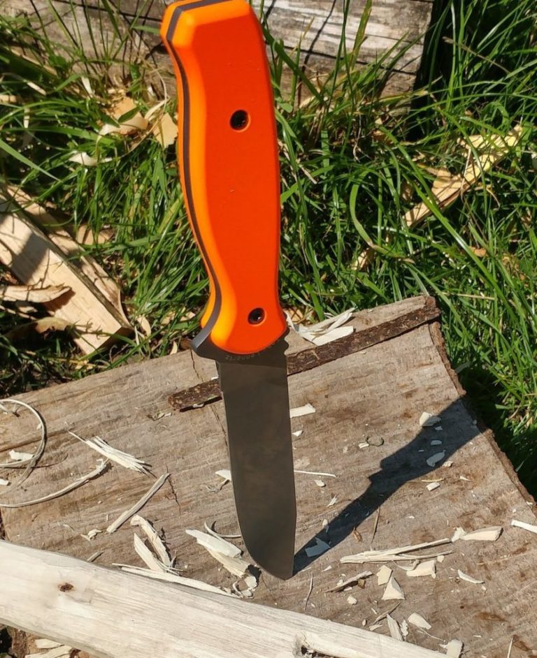 4 Simple Bushcraft Tools You Need for Overlanding - The Prepper Dome